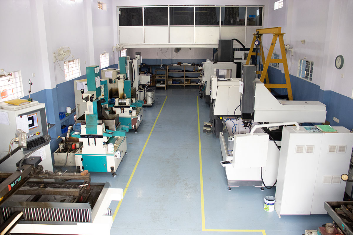 SRJ Industries | Tool Room